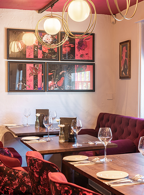 About Our Country Pub - The Queen & Castle Kenilworth